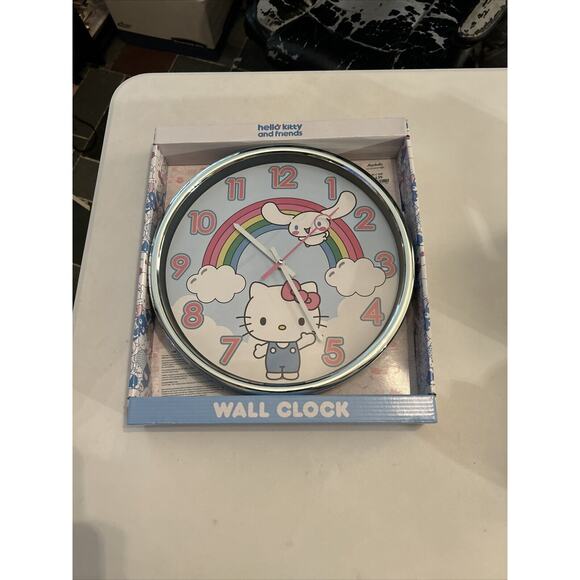 Sanrio | Toys | Sanrio Hello Kitty Cinnamoroll Rainbow Table Top Clock ...